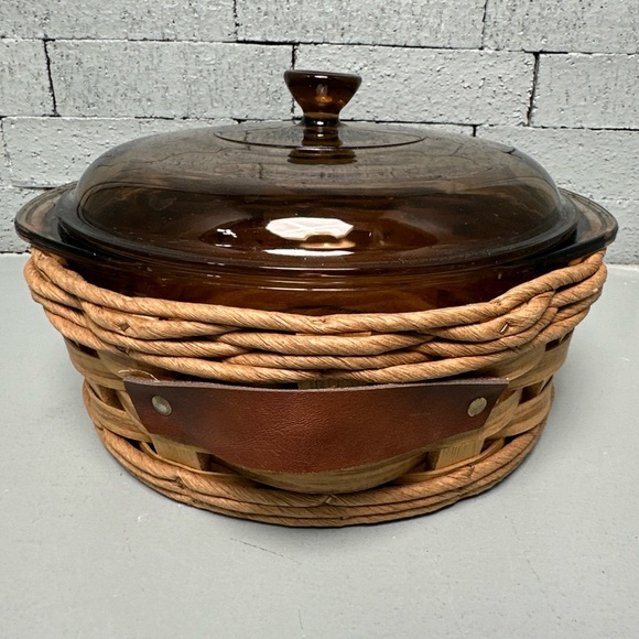 Pyrex | Dining | Vintage Pyrex Amber Round Casserole Dish Lid Wicker ...